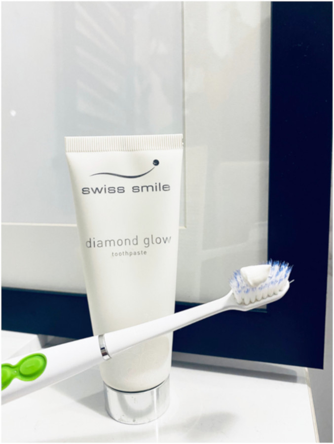 Recenzja pasty wybielającej Swiss Smile Diamond Glow Recenzja pasty wybielającej Swiss Smile Diamond Glow